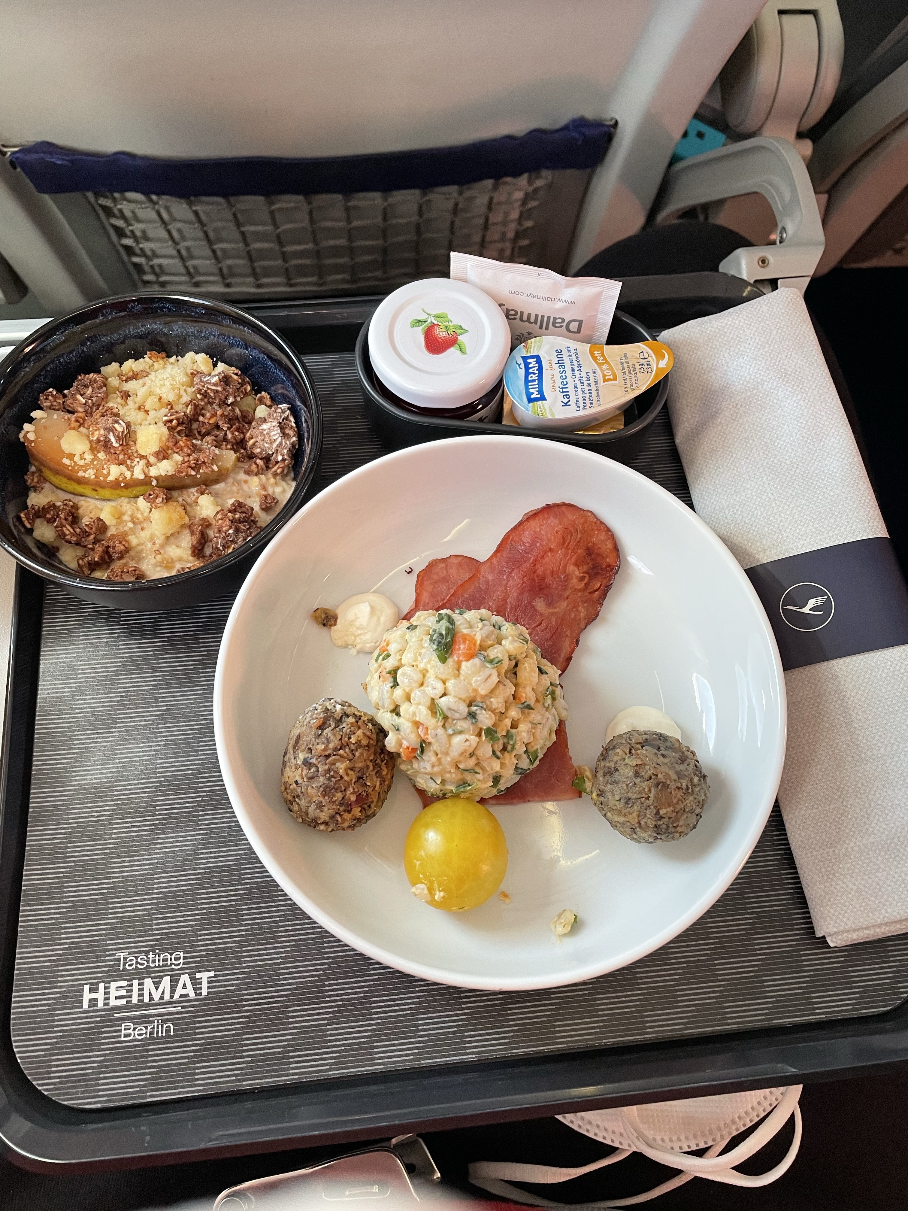 Glasgow to New York in Lufthansa Business Class – George Nugent Travels