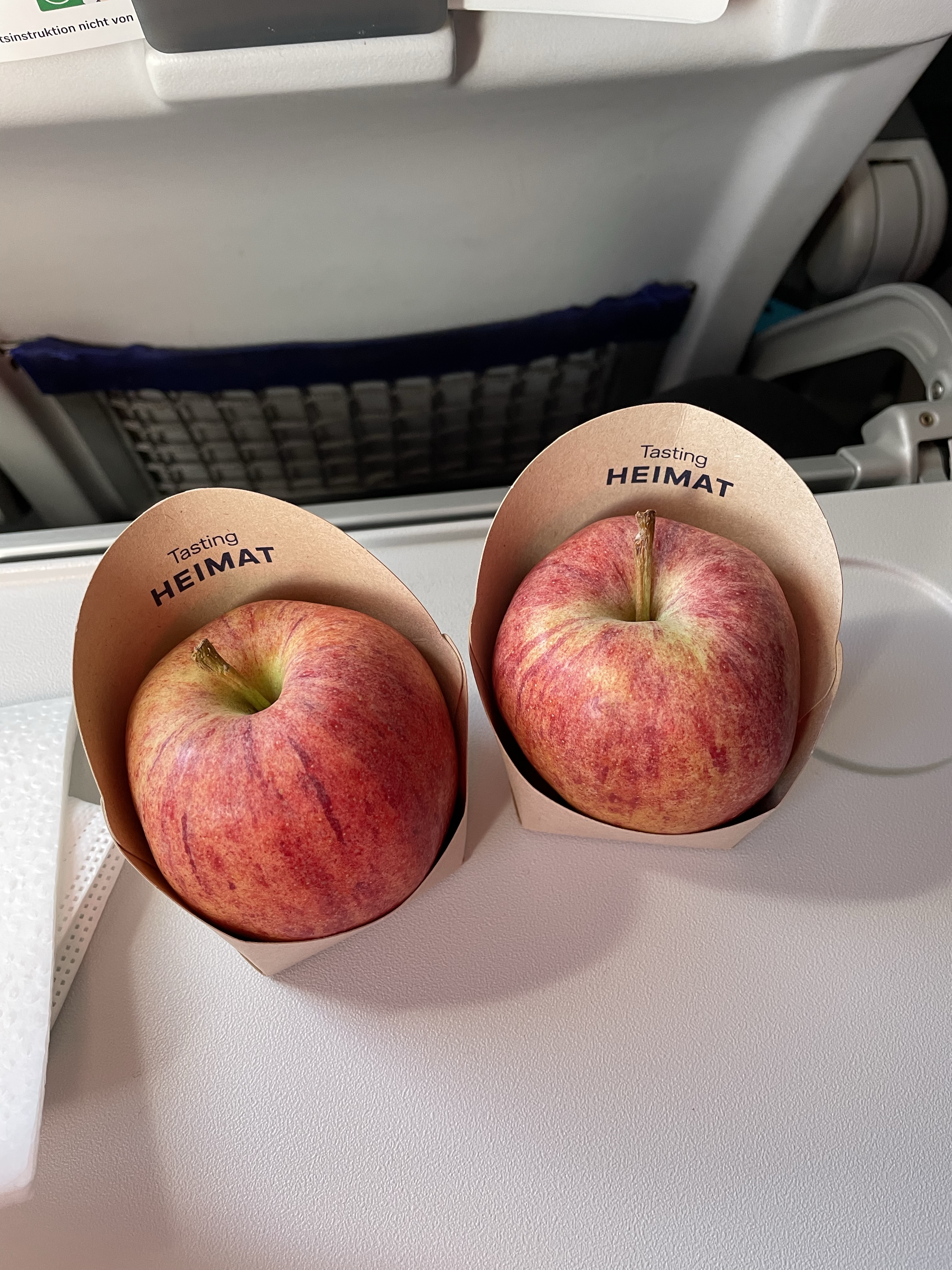 Glasgow to New York in Lufthansa Business Class – George Nugent Travels